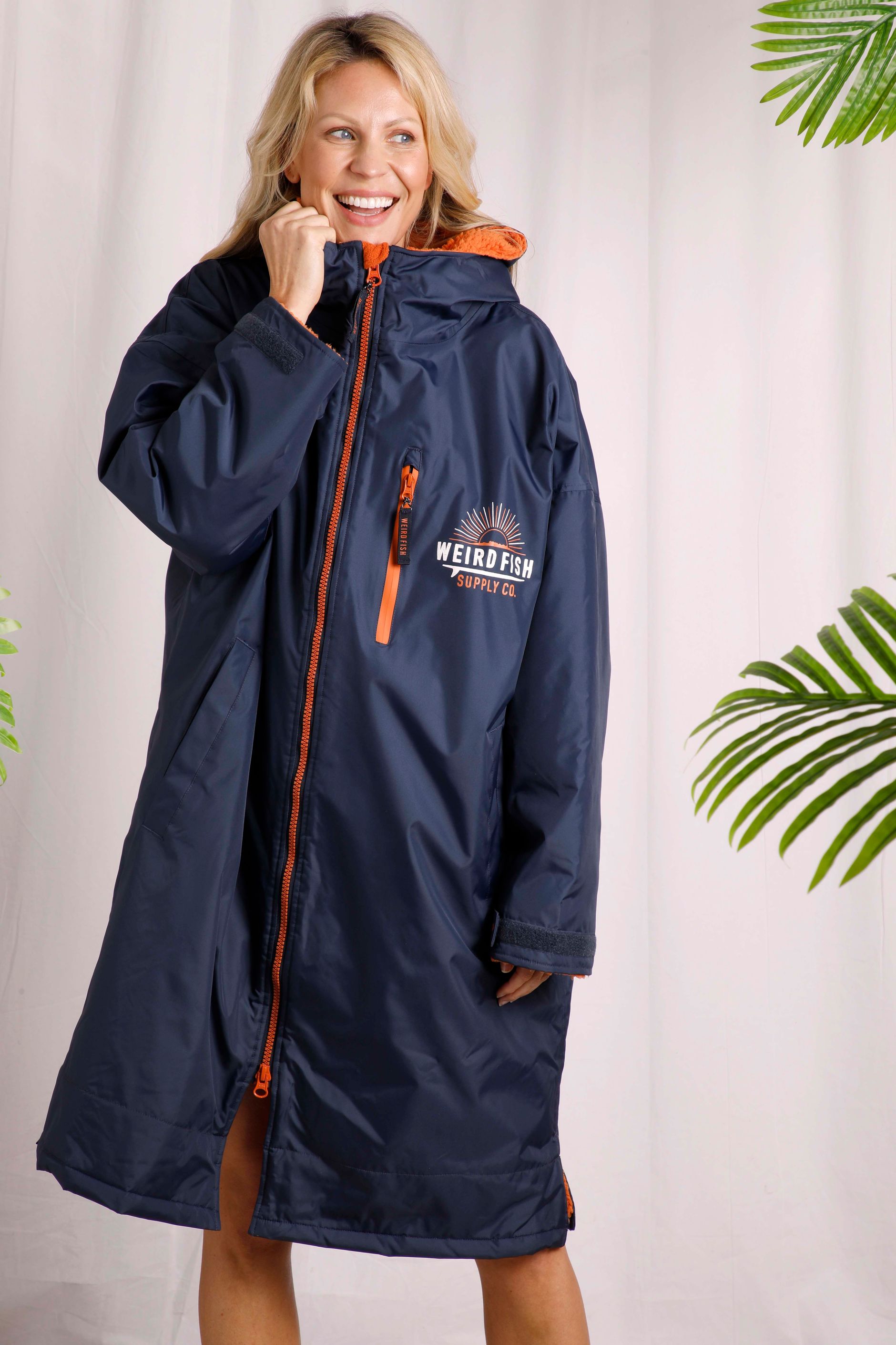 Atlantic Unisex Waterproof Changing Robe Navy | Weird Fish