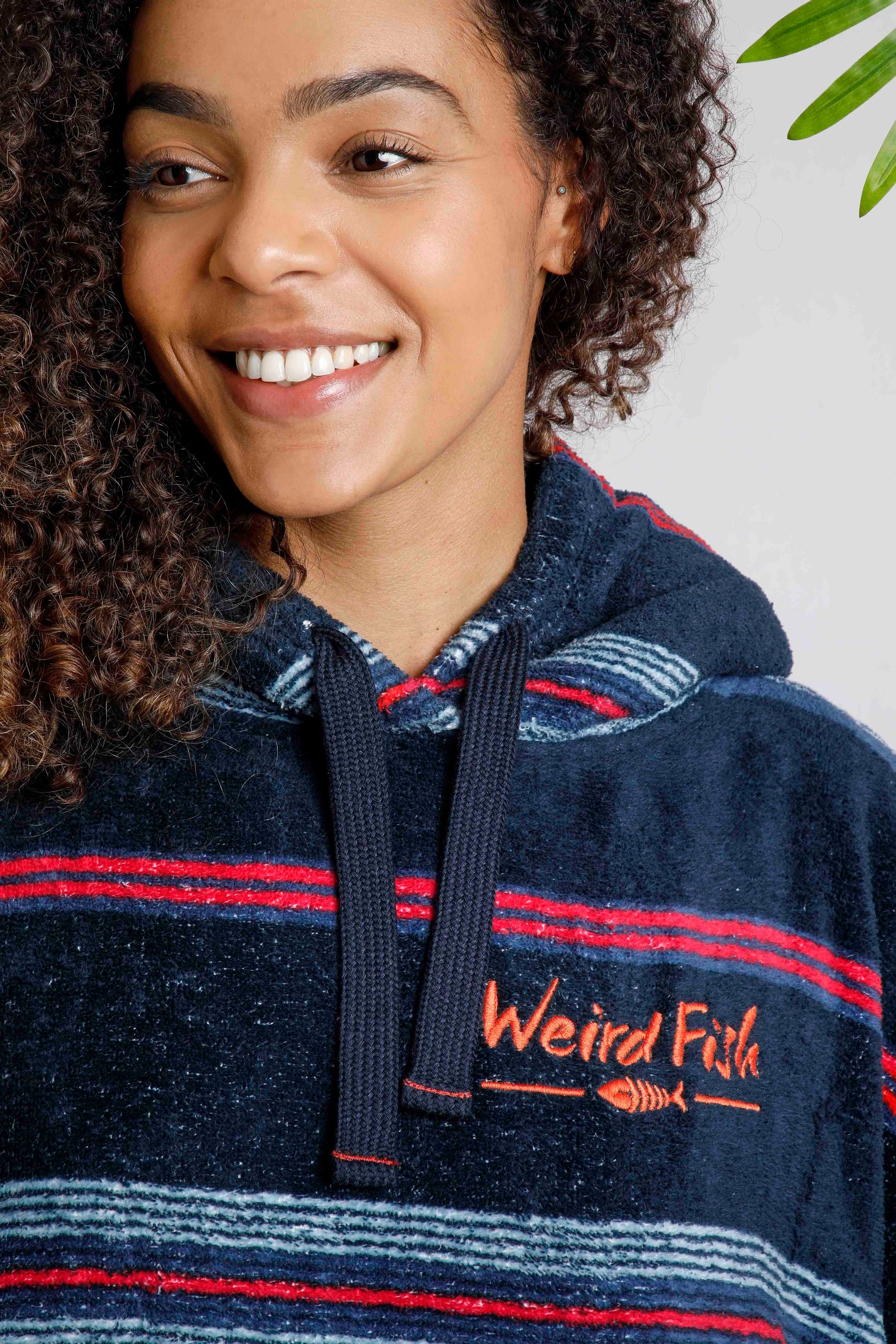 Darya Unisex Terry Towelling Changing Robe Midnight | Weird Fish