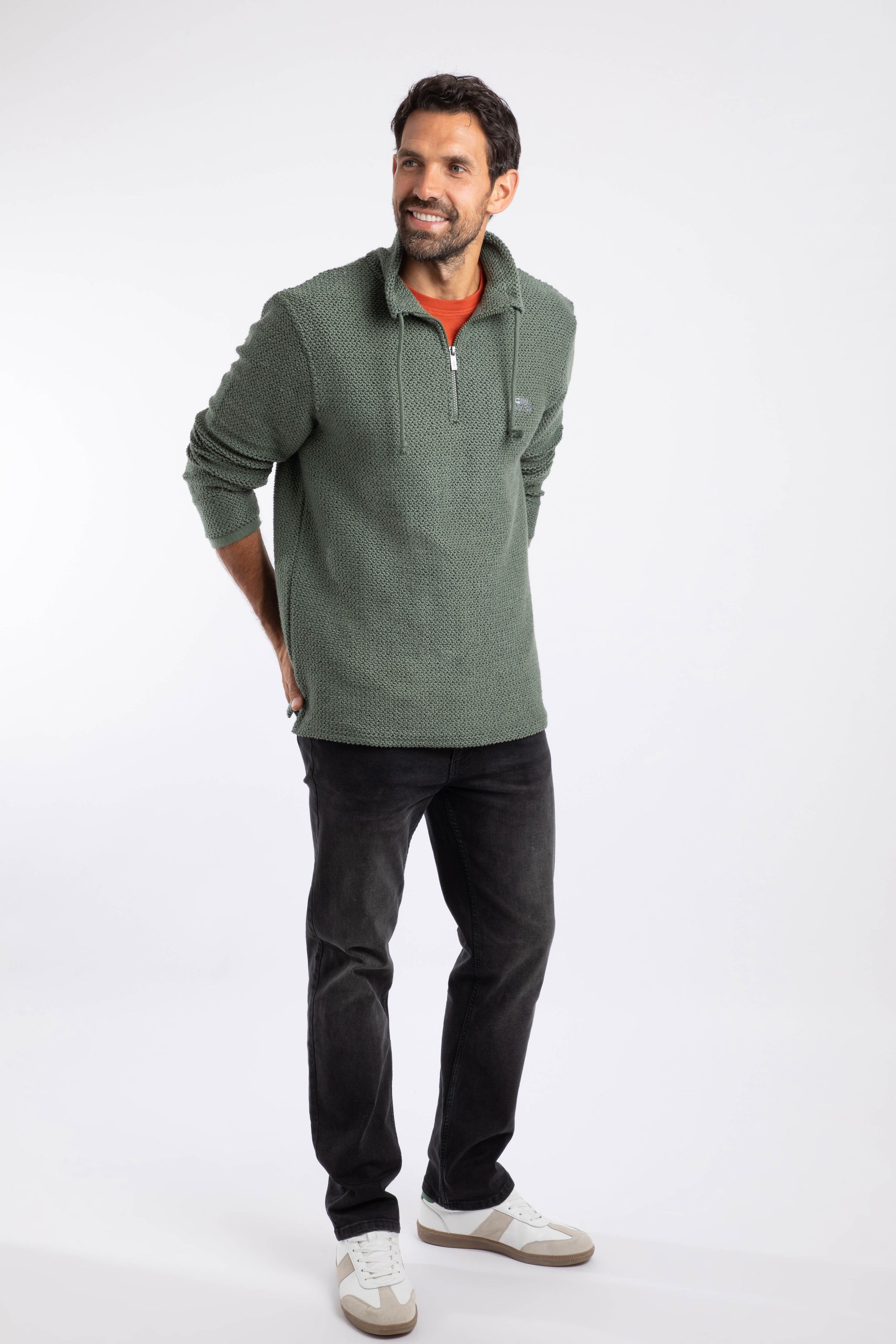 Cruiser 1/4 Zip Macaroni Army Green | Weird Fish