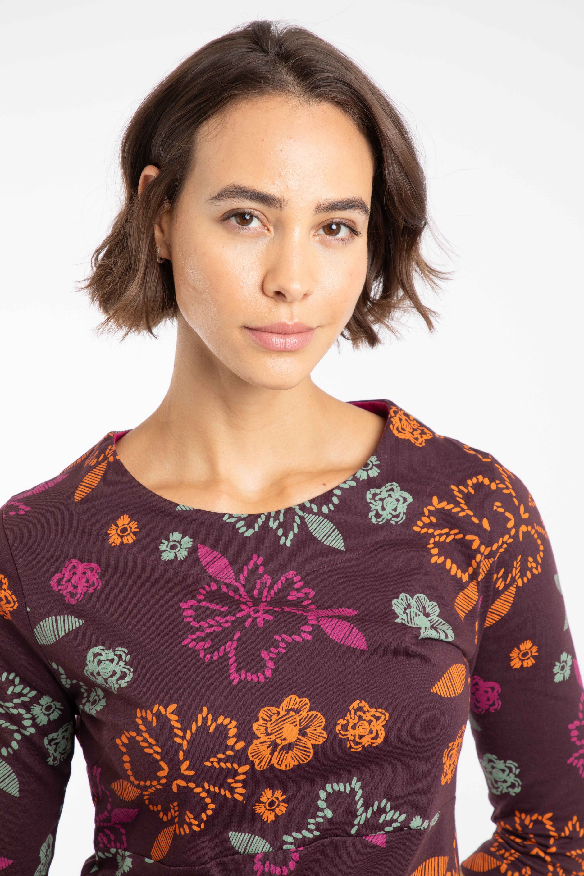 Shafika Organic Cotton Printed Jersey Dress Mulled Wine | Weird Fish