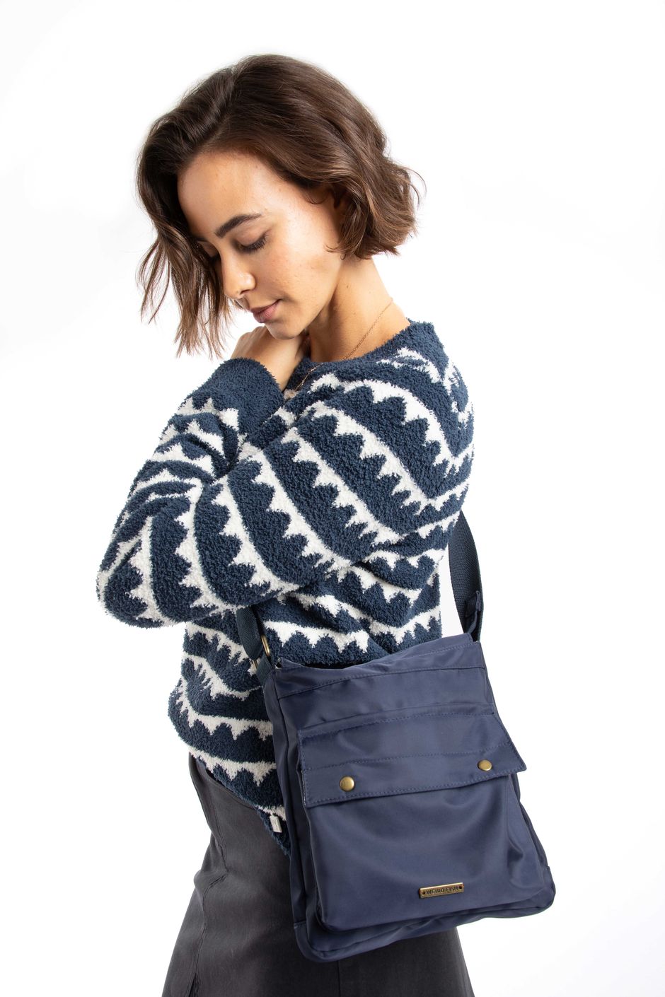 Arman Cross Body Bag Navy | Weird Fish