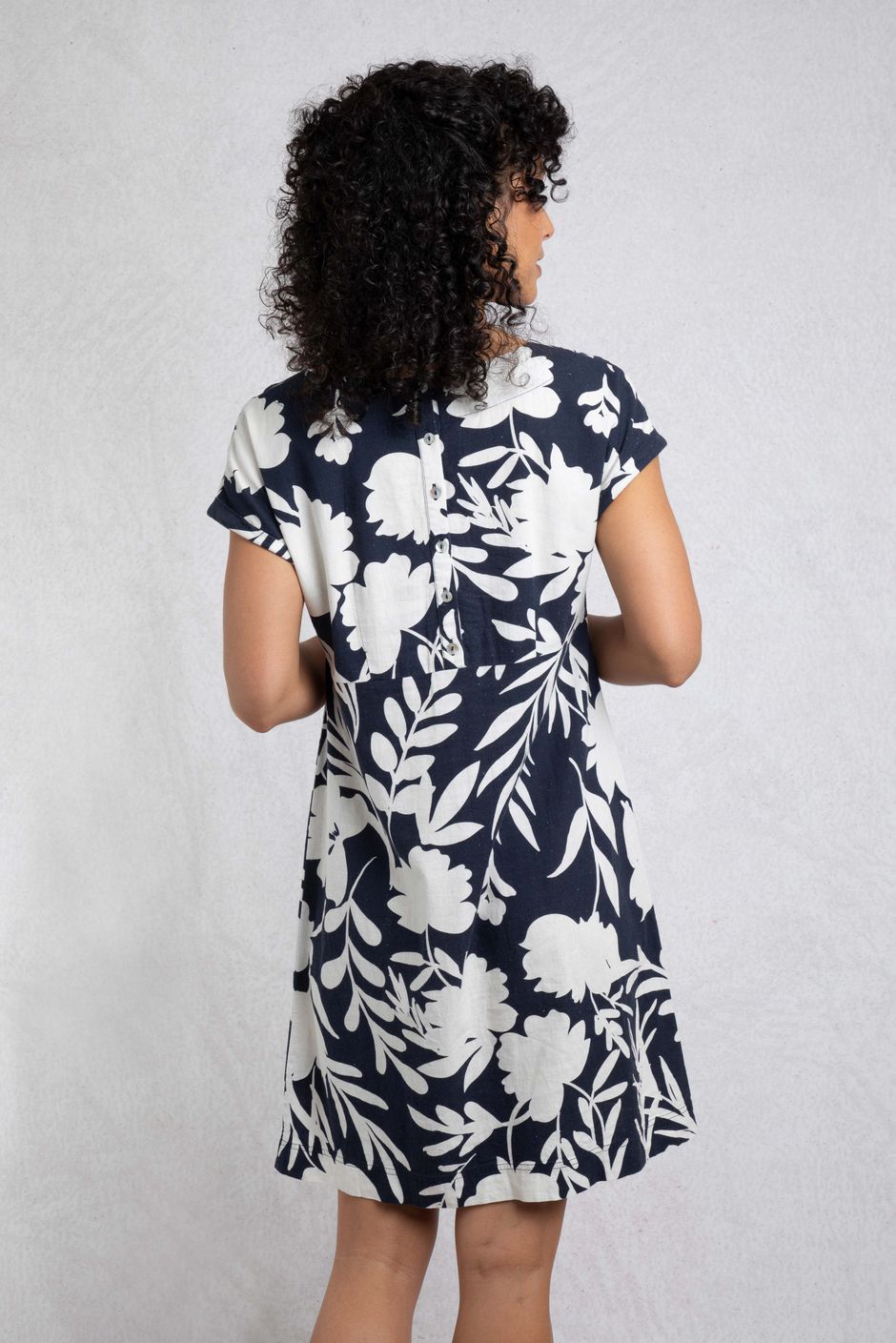 Orlando Linen Rich Pocket Dress Nightshade | Weird Fish