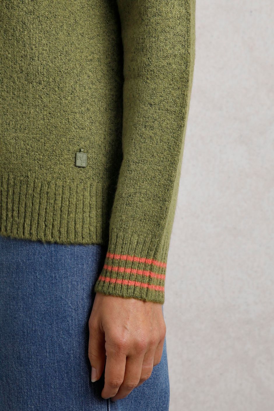 Dawkins Tipped Jumper Olive Green | Weird Fish