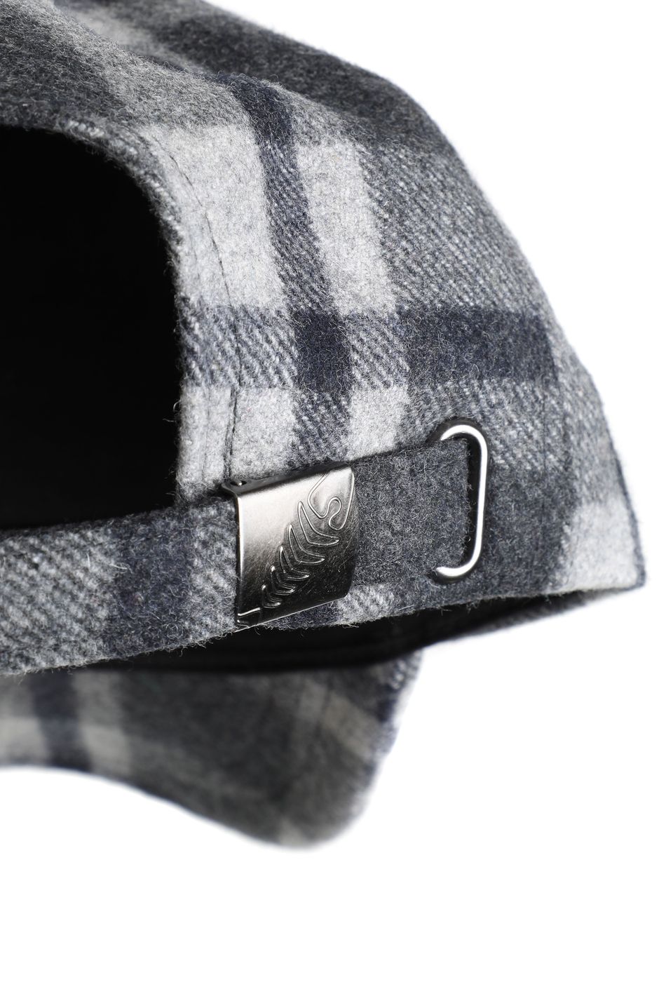 Falkirk Flannel Check Cap Midnight | Weird Fish