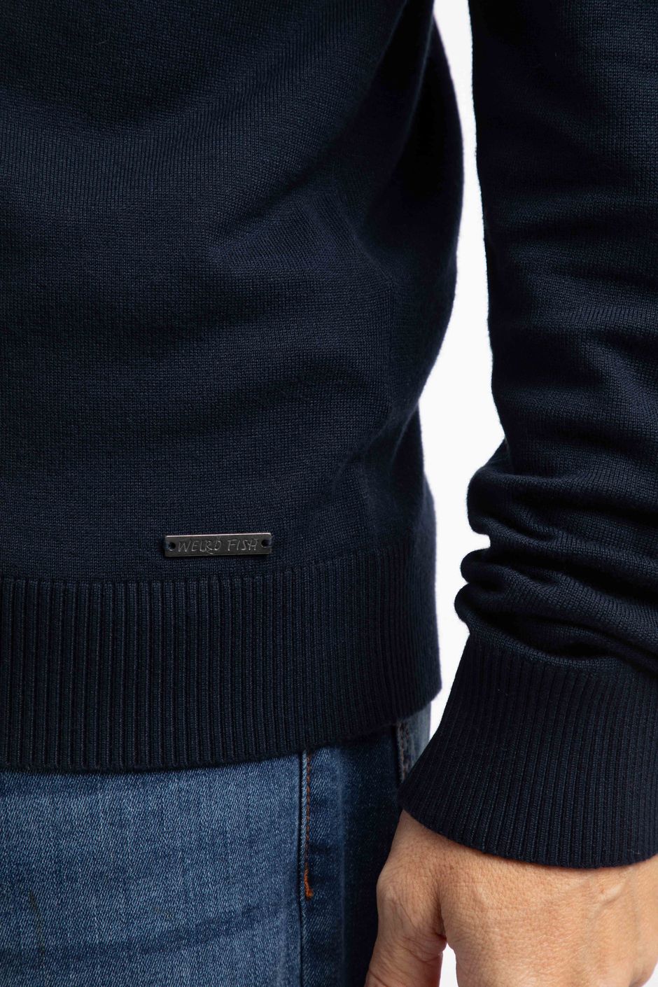 Frederick 1/4 Zip Fine Knit Jumper Midnight | Weird Fish